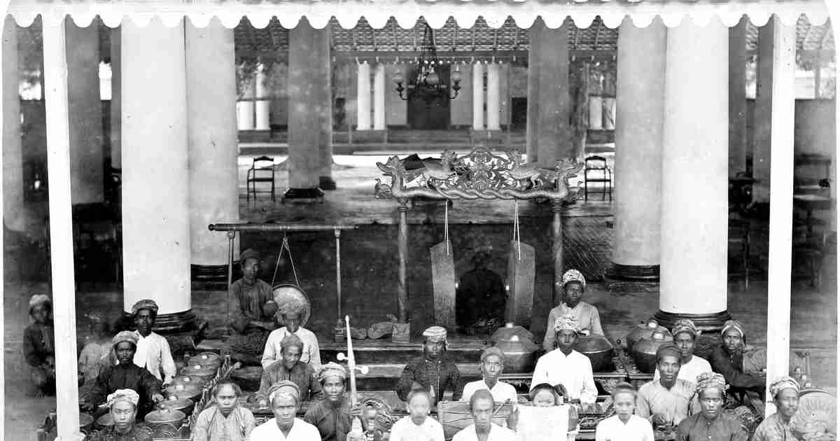 Artificial intelligence without (necessarily) using computers — The Dan ...